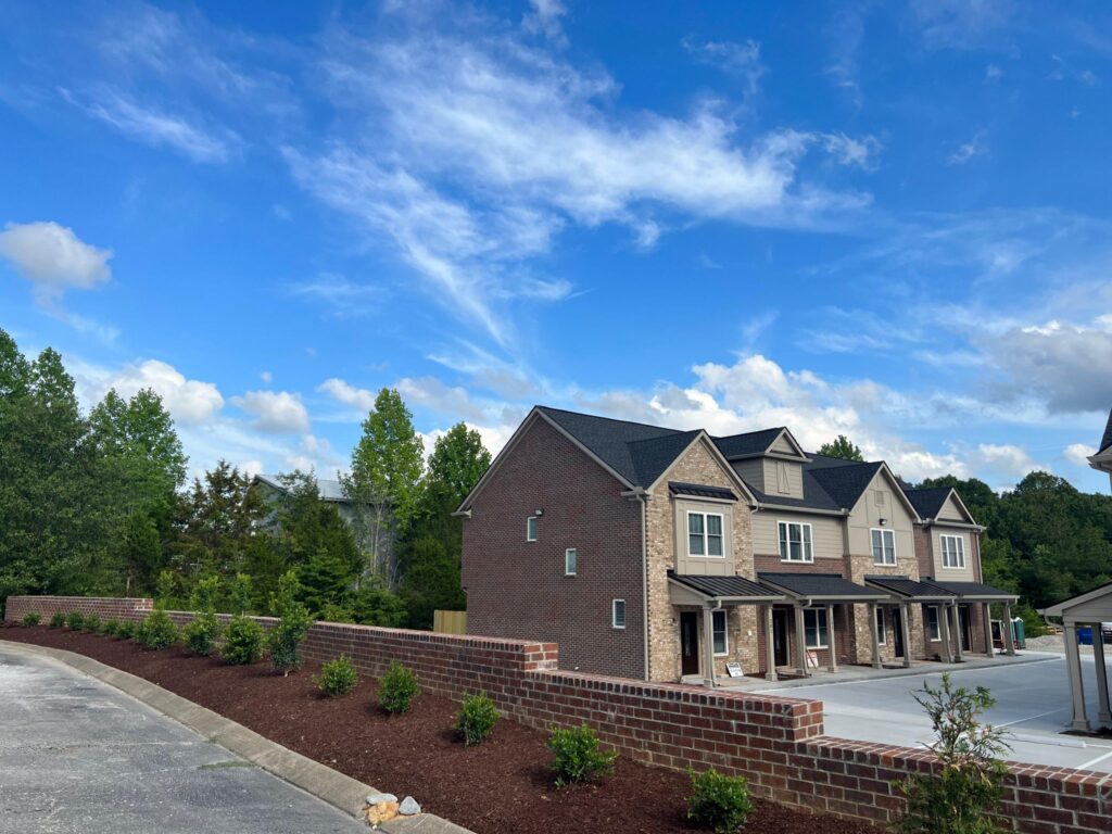 About Us – Pinewood Place Townhomes