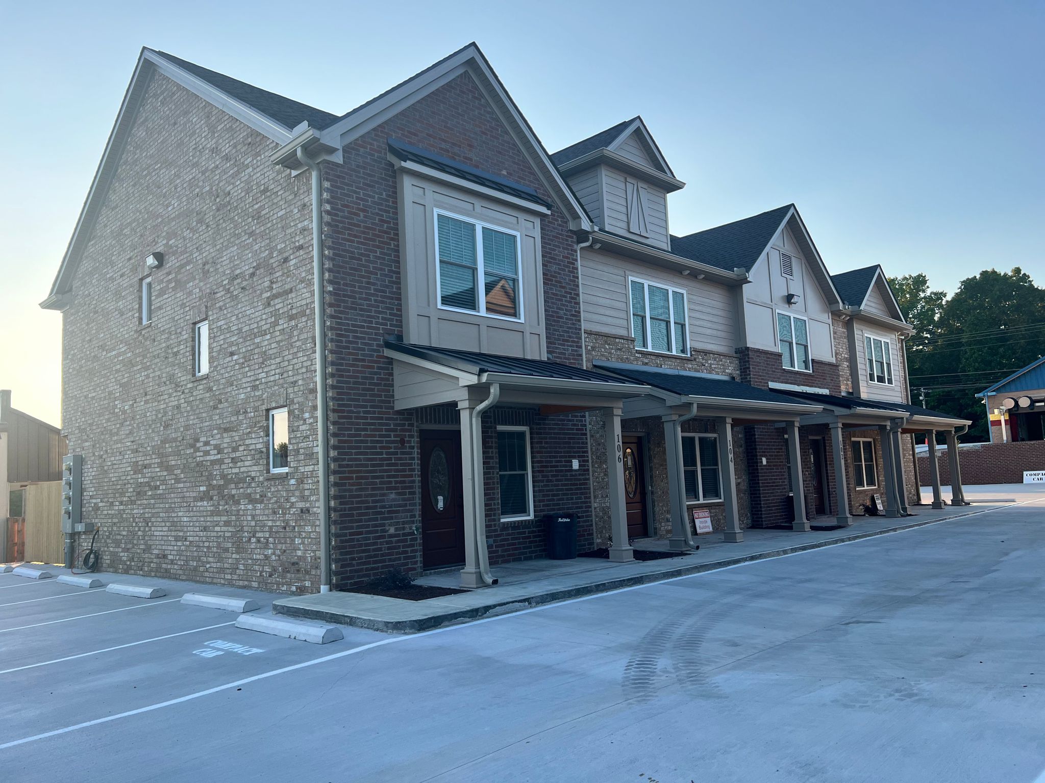 Grid Layout Templates – Pinewood Place Townhomes